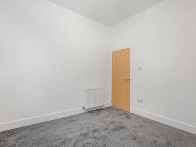 3 bedroom ground floor flat for sale in Garthland Drive, Dennistoun, Glasgow, G31