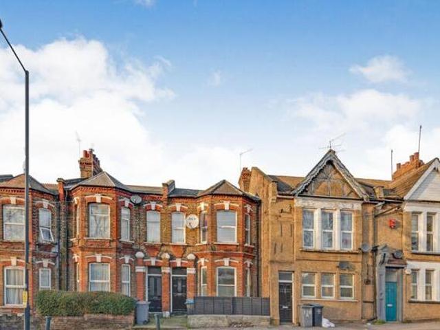 3 Bedroom Ground Floor Flat For Sale In Harlesden