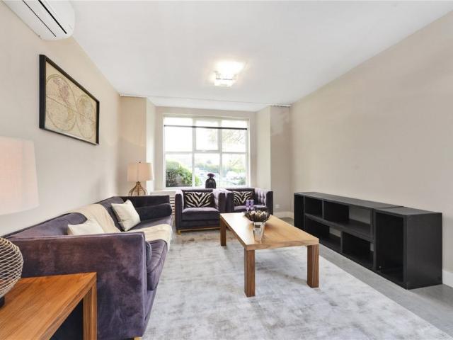 3 Bedroom Ground floor flat to Rent