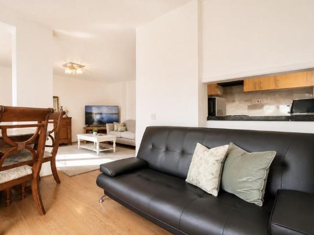 3 bedroom ground floor flat to rent