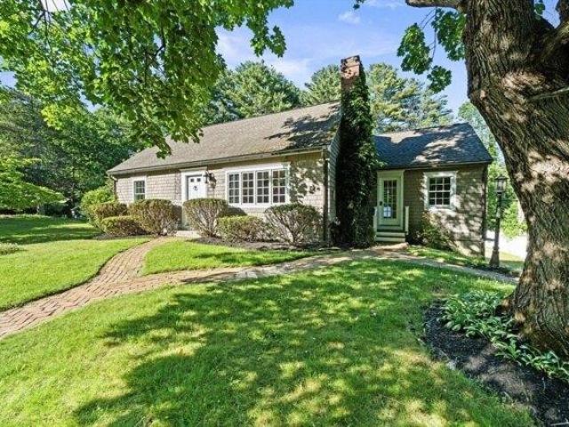 3 bedroom, Groveland MA 01834 103250859