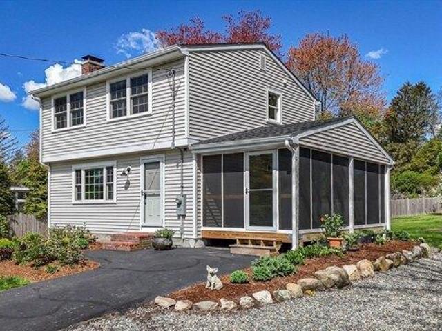 3 bedroom, Groveland MA 01834 103444454