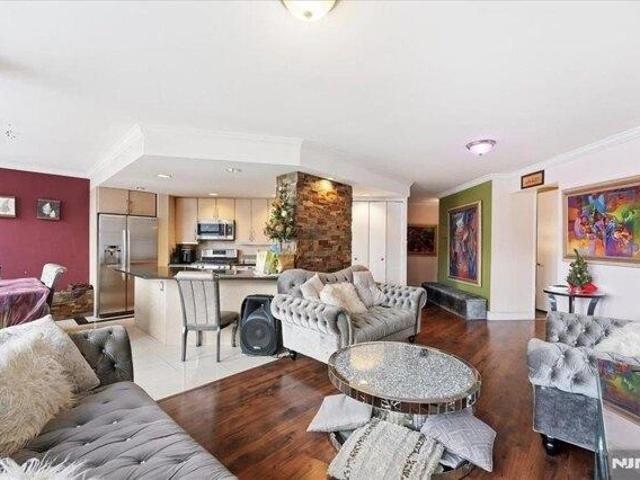 3 bedroom, Guttenberg NJ 07093 104540192