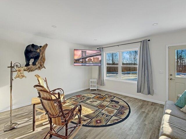 3 bedroom, Guilford ME 04443 LS102283815