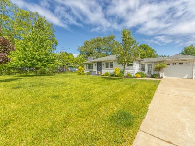 3 bedroom, Douglas MI 49406 LS93400784