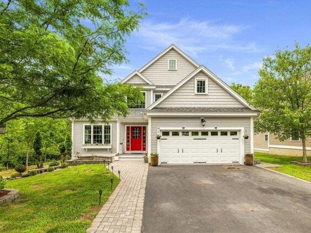 3 bedroom, Dover NH 03820 104479479