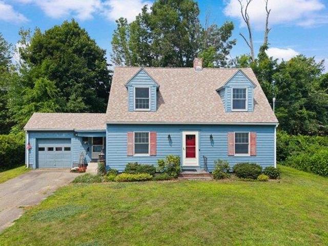 3 bedroom, Dover NH 03820 105141498