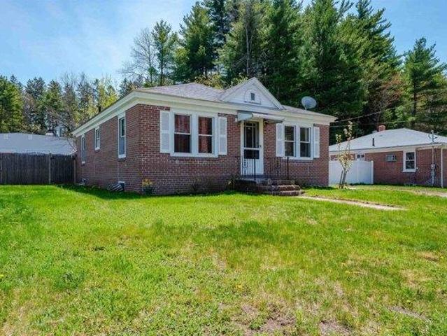 3 bedroom, Dover NH 03820 102344357