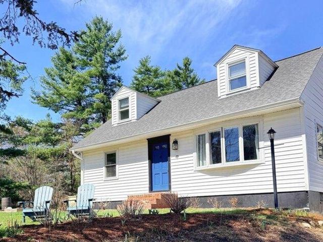 3 bedroom, Dover NH 03820 LS102343679