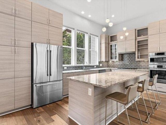 3 bedroom, Dallas TX 75203 88562599