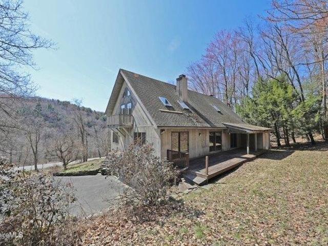 3 bedroom, Dalton MA 01226 102344213