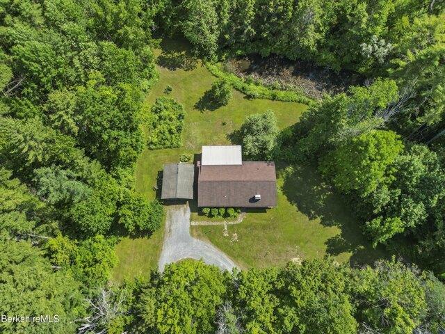 3 bedroom, Dalton MA 01226 103852159