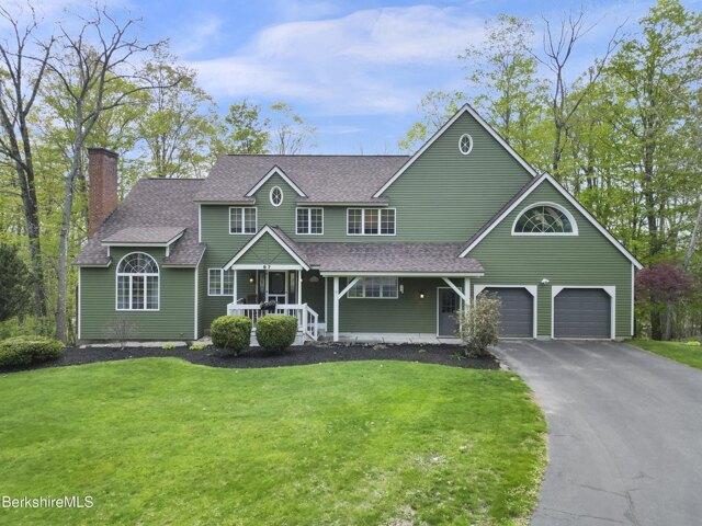 3 bedroom, Dalton MA 01226 104329942