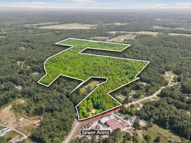 3 bedroom, Dalton GA 30721 104898423