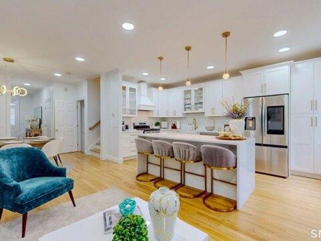 3 bedroom, Danbury CT 06810 104481812