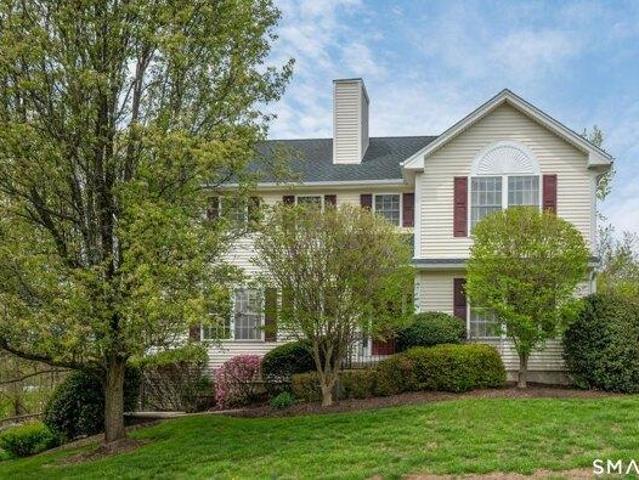 3 bedroom, Danbury CT 06810 104512333