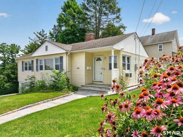 3 bedroom, Danbury CT 06810 104906338