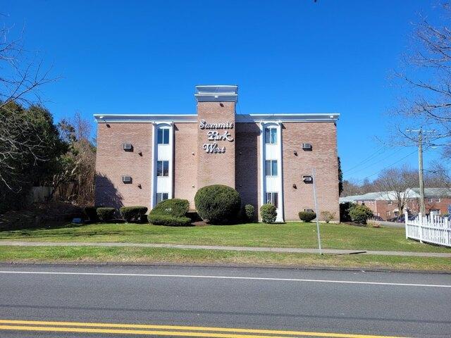 3 bedroom, Danbury CT 06810 104237970