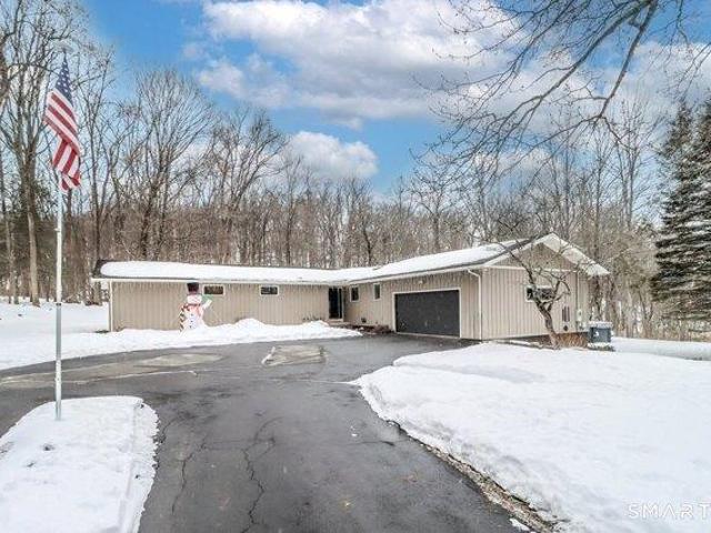 3 bedroom, Danbury CT 06810 LS102280544