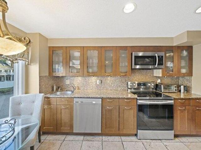 3 bedroom, Danvers MA 01923 102258297