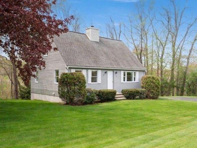 3 bedroom, Danvers MA 01923 103033337