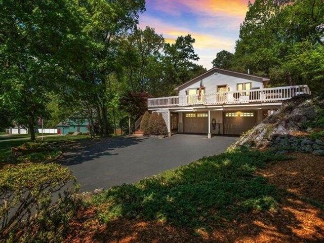 3 bedroom, Danvers MA 01923 103251077