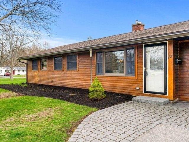 3 bedroom, Danvers MA 01923 LS102316786