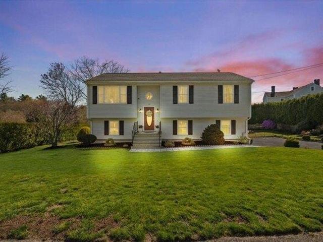3 bedroom, Dartmouth MA 02747 103034653