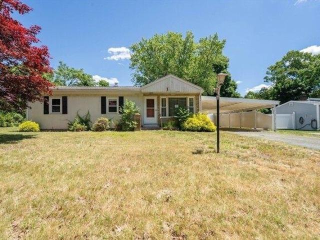 3 bedroom, Dartmouth MA 02747 103967646