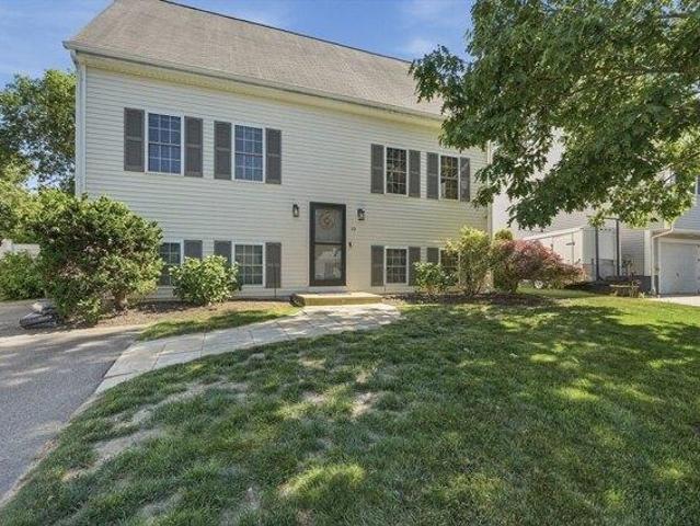 3 bedroom, Dartmouth MA 02747 103968873