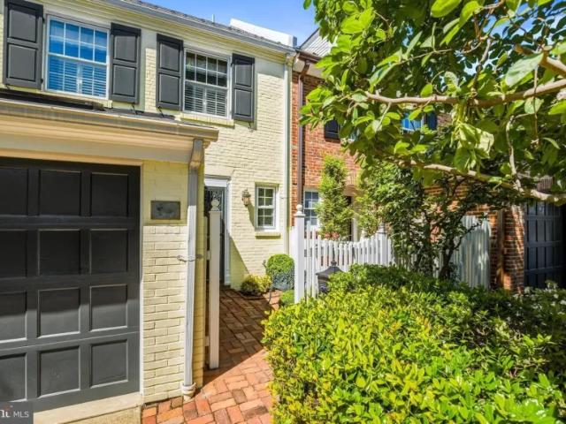 3 bedroom, DC DC LS102052921