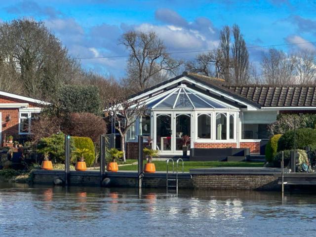 3 Bedroom Detached Bungalow