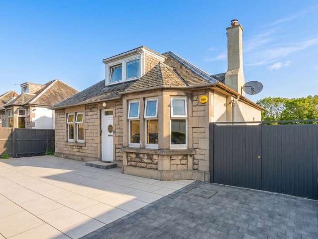 3 Bedroom Detached Bungalow