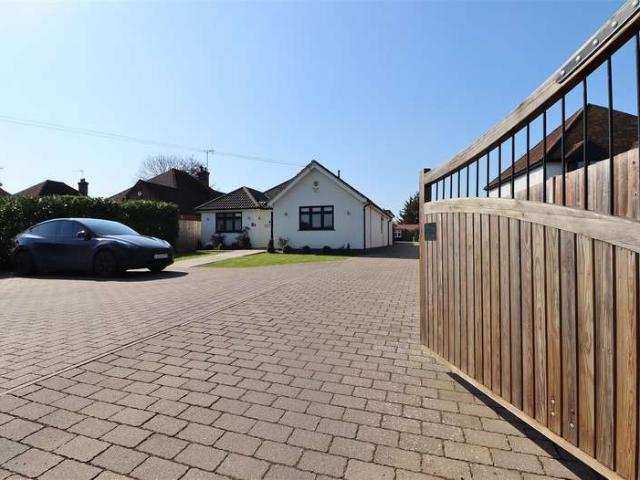 3 Bedroom Detached Bungalow