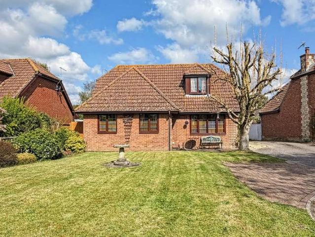 3 Bedroom Detached Bungalow