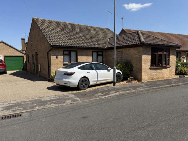 3 Bedroom Detached Bungalow