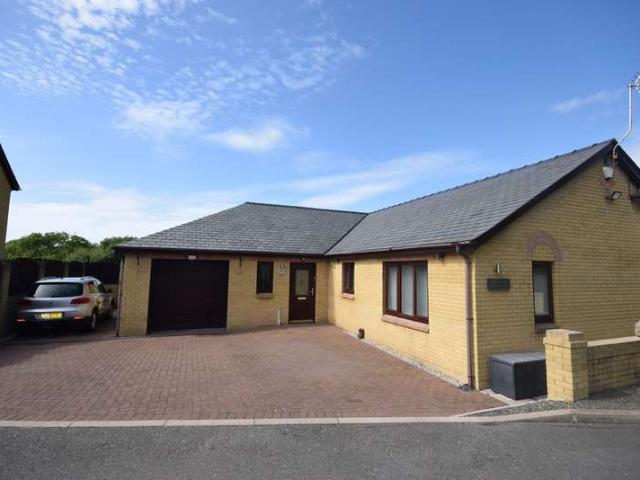 3 Bedroom Detached Bungalow