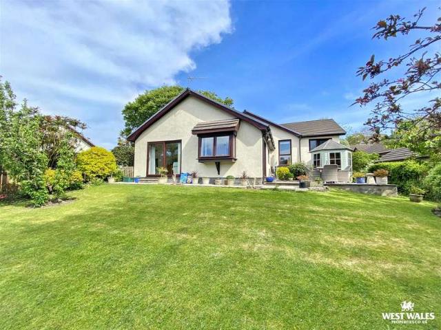 3 Bedroom Detached Bungalow