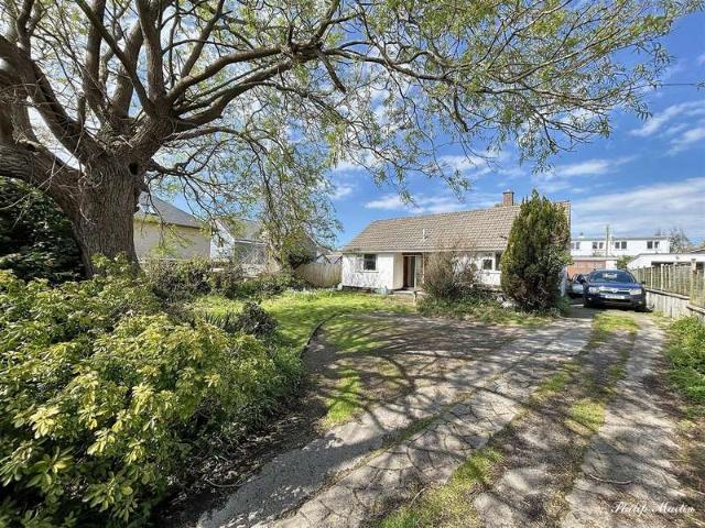 3 Bedroom Detached Bungalow