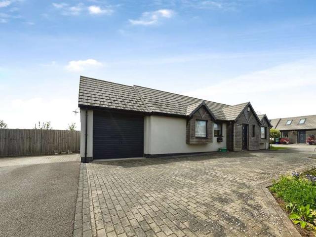3 Bedroom Detached Bungalow