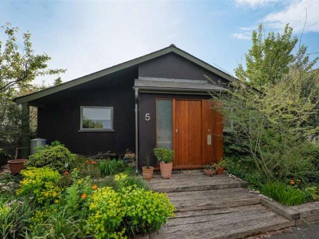 3 Bedroom Detached Bungalow