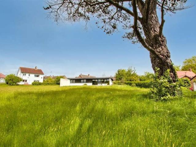 3 Bedroom Detached Bungalow