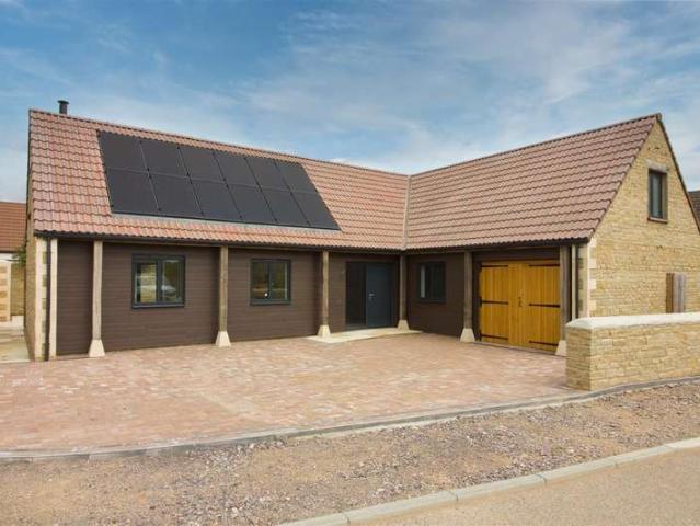 3 Bedroom Detached Bungalow