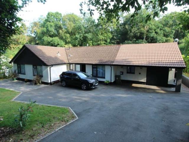 3 Bedroom Detached Bungalow