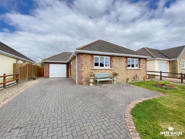 3 Bedroom Detached Bungalow