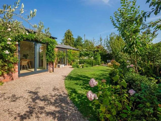 3 Bedroom Detached Bungalow