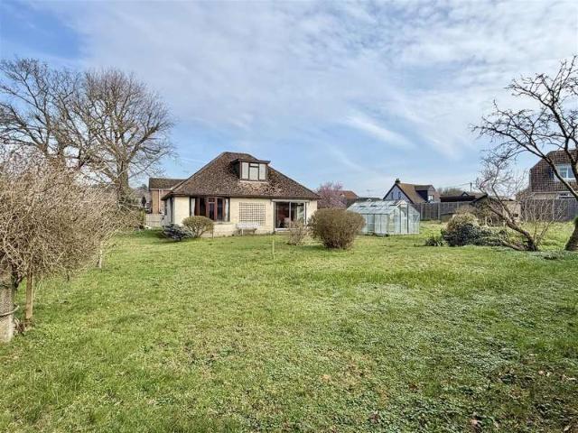 3 Bedroom Detached Bungalow