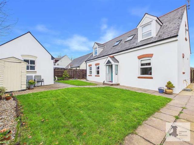 3 Bedroom Detached Bungalow