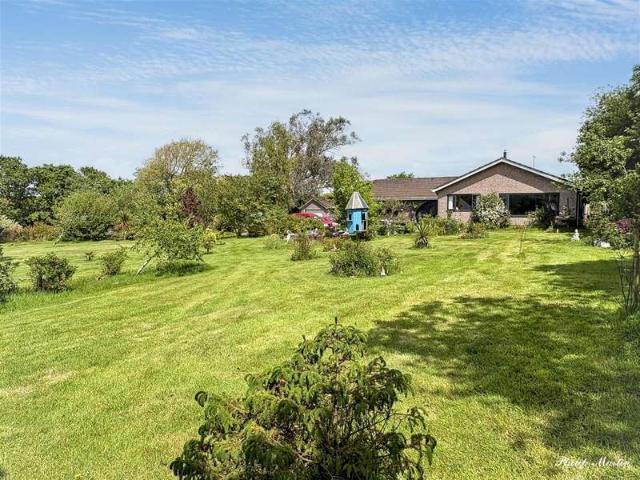 3 Bedroom Detached Bungalow