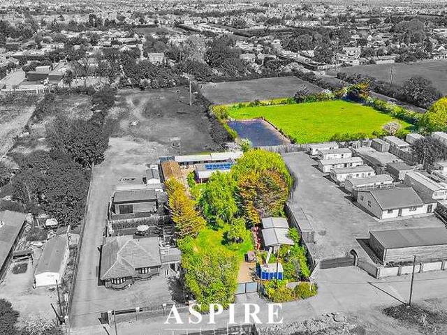 3 Bedroom Detached Bungalow